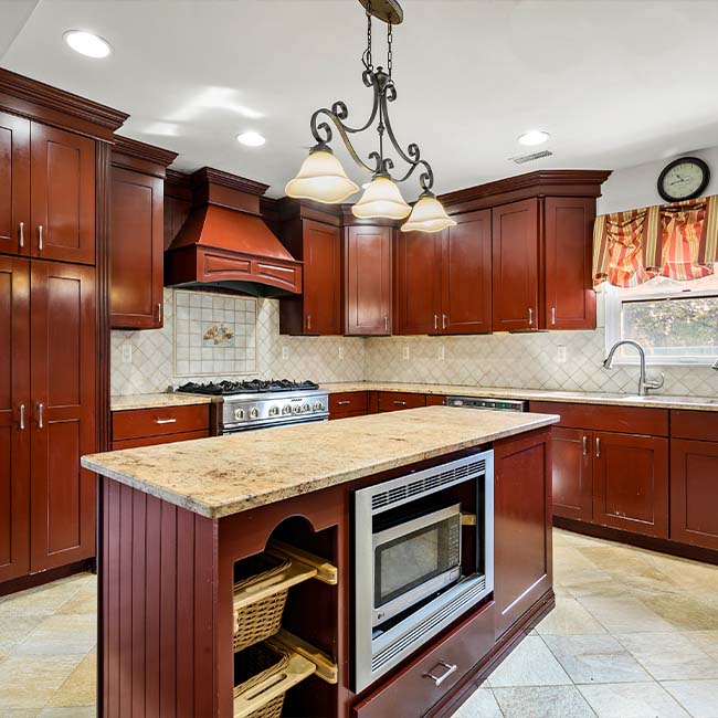 Paramus, NJ - Fox Trail Memory Care